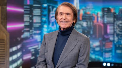Raphael Padece Un Linfoma Cerebral Y Suspende Su Gira Internacional De 2025