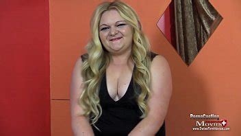 Pornography Interview Beim Audition Mit Blondine Natalia Spm Natalia26 Iv01 11 40 LetMeJerk