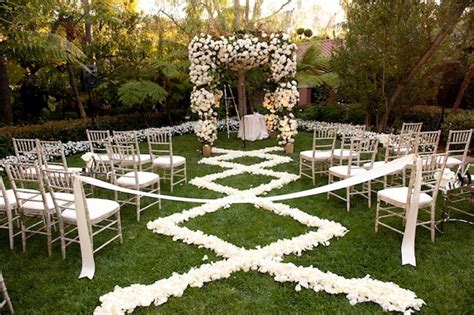 Rose Petal Aisle Runner For Outdoor Wedding Ceremonies Ivory Champagne