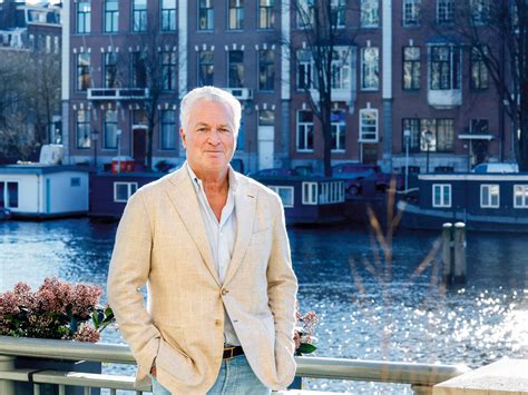 Bram Moszkowicz Krabbelt Op Na Verlies Moeder