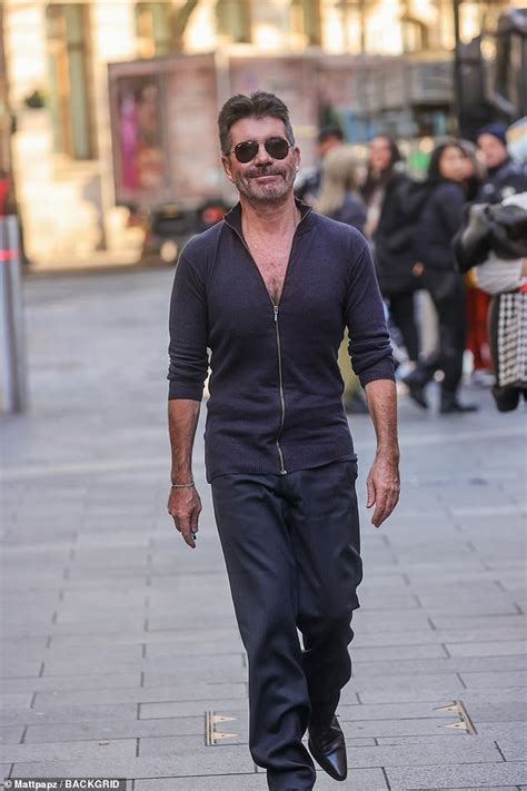 Simon Cowell Heads Out And About After Sparking Fan Concern With