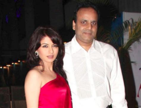Happy Birthday Bhagyashree This Actresss Husband Was Arrested In