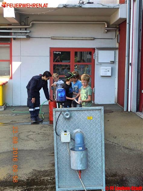 ÖKO Kids zu Besuch bei der Freiwilligen Feuerwehr Leoben Stadt
