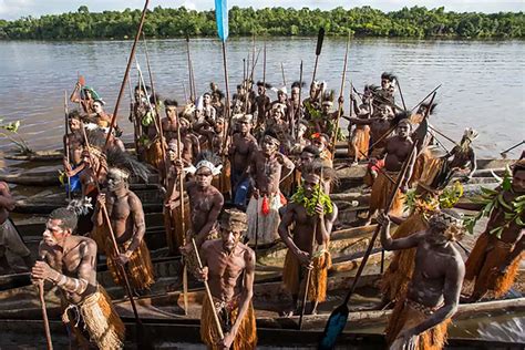 Dikenal Sakti Mandraguna Suku Asmat Mampu Datangkan Petir Hingga Angin