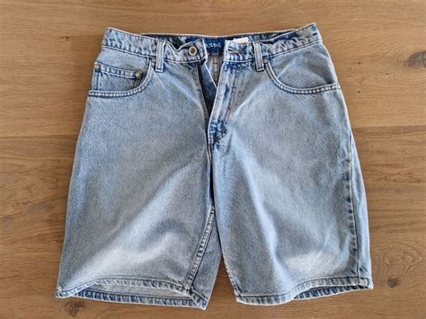 Kurze Jeans Levis Shorts Relaxed Gr 31 Kaufen Auf Ricardo