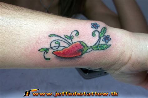 Jeffinho Tattow Tatuador Campo Mourão Paraná Brasil Tatuagens de Pimenta