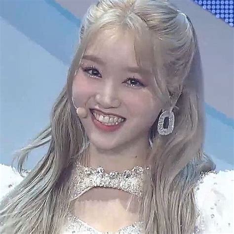 Daily Loona On Twitter Lucky Girl Girl Cool Girl