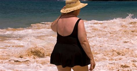A Eulogy For The Swimsuit Dress A Plus Size Rite Of Passage Huffpost