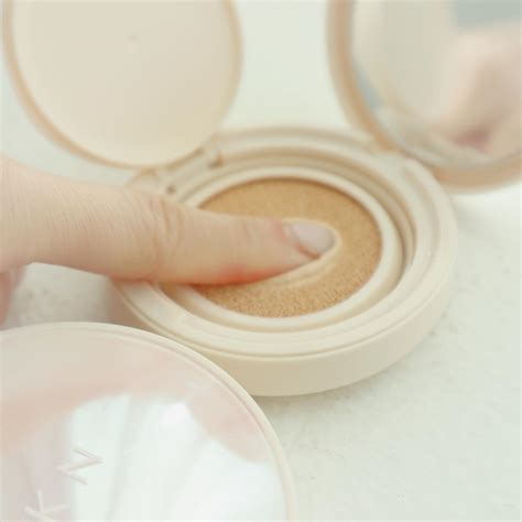 Ipkn 속부터 차오르는 수분 잠금 광채 💧 입큰파운쿠션 자연스러운 커버와 은은한 광이 건강하고