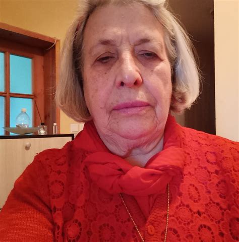 Соня Послание А вие възлюбени като се назидавате в пресветата ваша вяра и