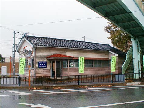 れとろ駅舎 東岩瀬駅