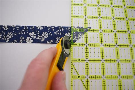 Sewing Tips Bias Binding Chalk And Notch