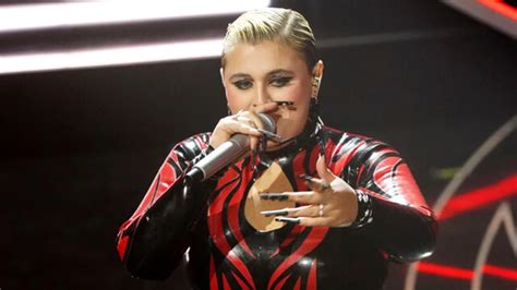 La Rabbia Non Ti Basta Di BigMama Testo E Significato Della Canzone Di Sanremo