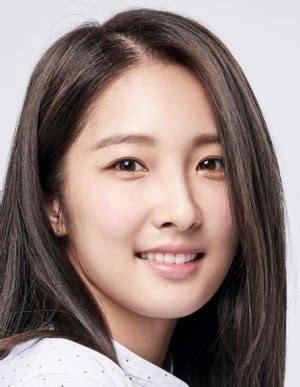 Son Ji Hyun Bio Height Weight Age Measurements Celebrity Facts