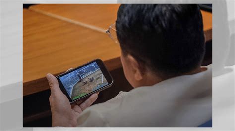 Dalawang Kongresistang Nakunan Ng Video Na Nanonood Ng Online Sugal Pinag So Sorry At