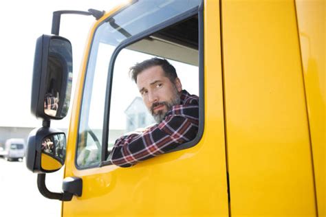 390 Bildbanksfoton Bilder Och Royaltyfria Bilder Med Truck Reversing
