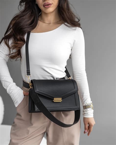 Сумки рюкзаки аксесуари Україна 🩵 Сумочка власного виробництва 🩵 Ціна 1500 грн Колір