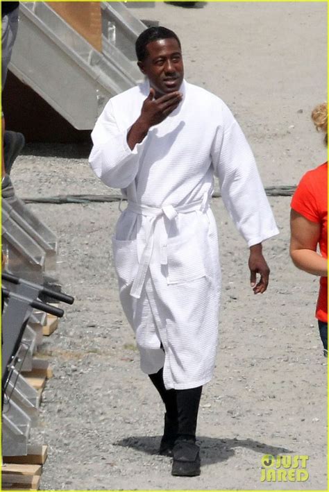 E Roger Mitchell Chaff On Set Via Justjared Catching Fire Hunger Games Catching Fire