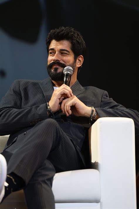 Звезда турецких сериалов Бурак Озчивит вернется в Петербург осенью 10 07 2024 Санкт