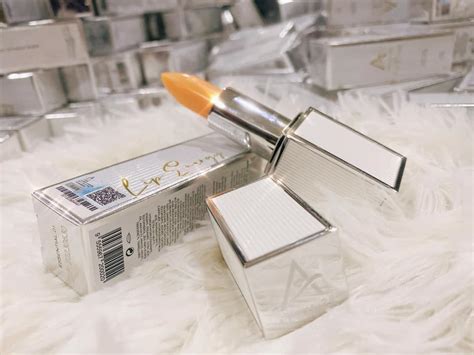 ️一支护唇膏随着体温变出多种颜色——【能量唇• Adelaineapril 22【energy】