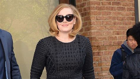 Adele Style And Fashion Lessons Glamour Uk