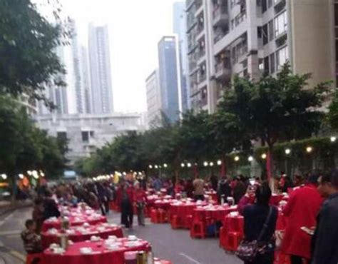 广州“土豪村”两大家族宴席300桌