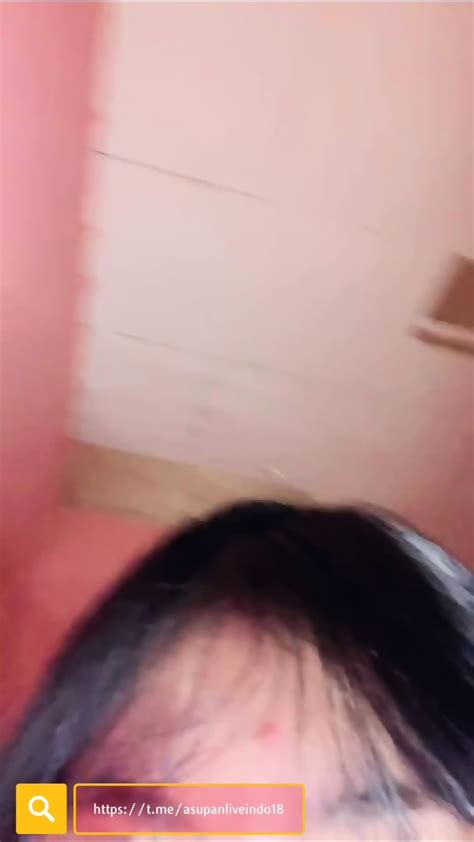 Bokep Mahasiswi Live Syelin Tanktop Hitam Asik Colmek