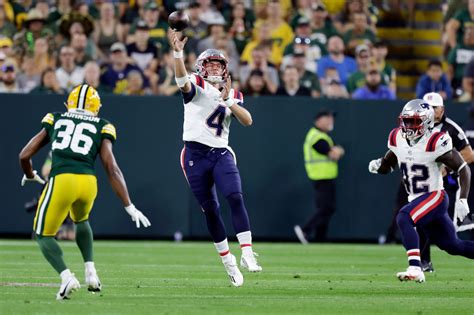 Bailey Zappe Leads Patriots To 2 Tds No 3 Quarterback Still Unsettled