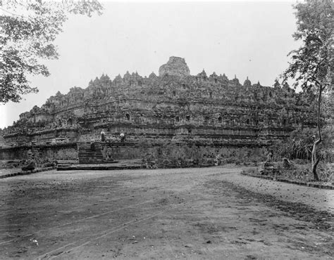 Indonesia Zaman Doeloe Kumpulan Foto Tentang Candi Candi Di Jawa Dari Juru Potret Yang Belum