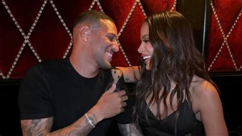 Anitta se declara para novo namorado após fotos publicadas
