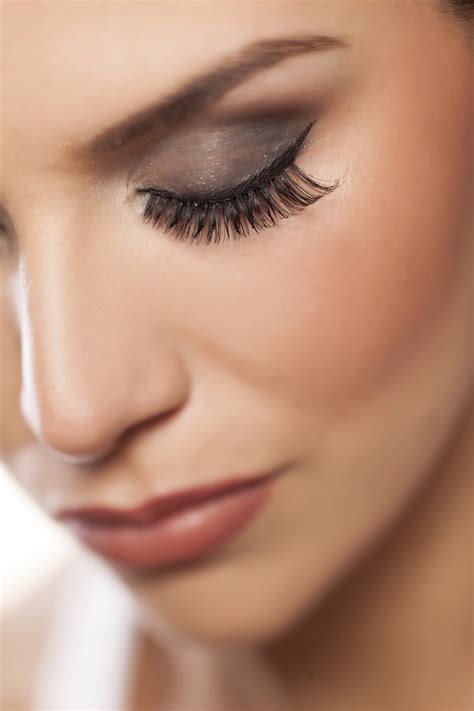 Pin Auf Wimpern
