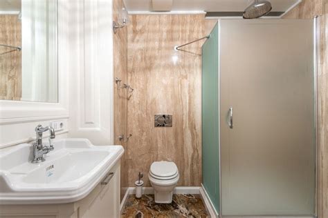 9 Ide Kamar Mandi Dengan Partisi Shower Untuk Ruang Tidur