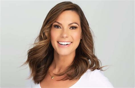 Lisa Boothes Impressive Body Measurements Height Weight And More
