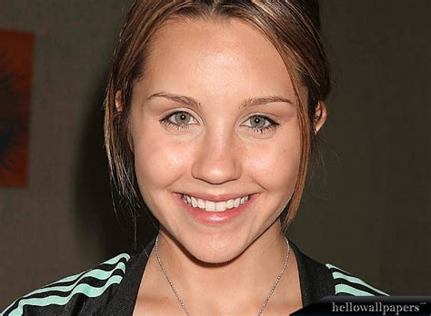 Hollywood Actress Wallpapers Amanda Bynes Wallpapers Free Download