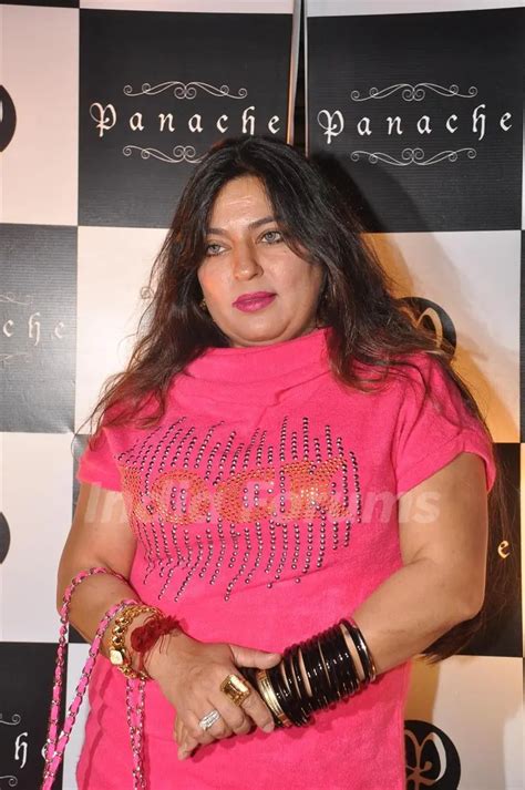 Dolly Bindra At Launch Of Panache Lounge Bar Photo 123998