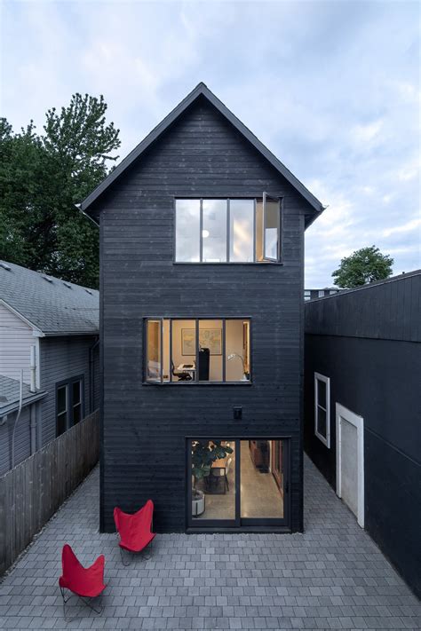 Tall Skinny Houses