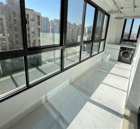 婆婆说：阳台与客厅打通，没地晒衣服？分享闺蜜家的阳台，真实用 知乎