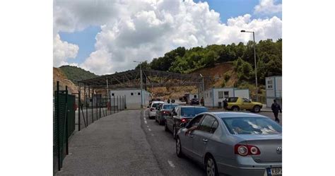 Взимат мерки за облекчаване на трафика на ГКПП Маказа Нимфея