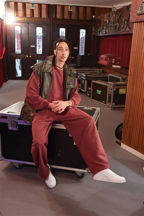 Casa Mia La Canzone Di Ghali A Sanremo 2024 Vanity Fair Italia