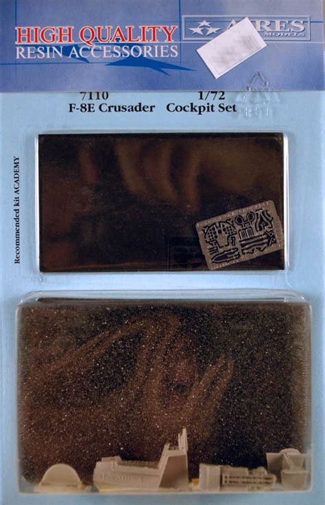 Aires 7110 1 72 F 8e Crusader Cockpit Set