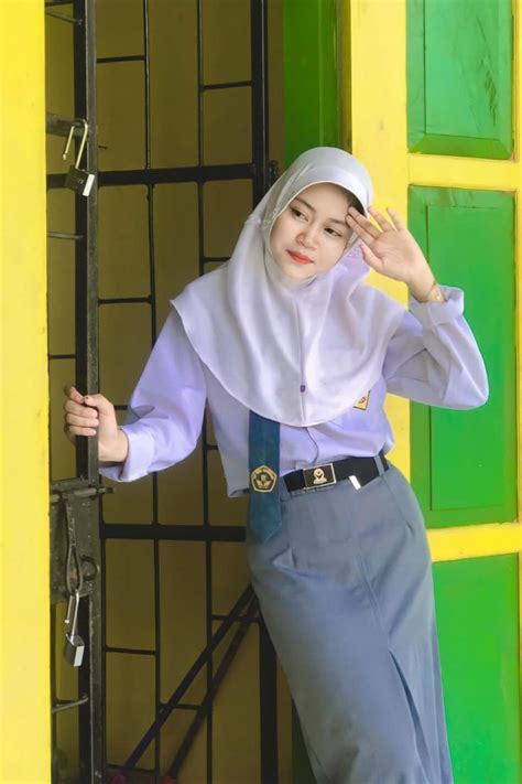 ปักพินในบอร์ด Yang Saya Simpan สาวอิสลาม