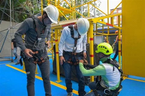 Certifíquese Para El Trabajo Seguro En Alturas Con Comfenalco Tolima