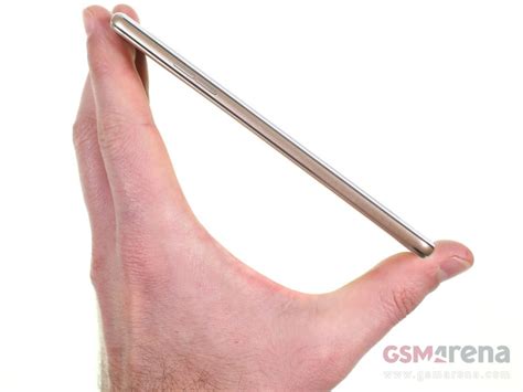 Oppo F Pictures Official Photos