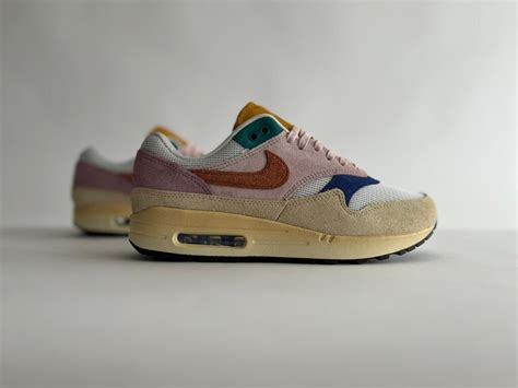 Nike Air Max 1 Tan Lines W Fn7200 224 Slick Sneakers