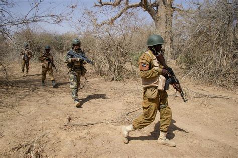 73 Best Barkhane Images On Pholder Military Porn Etat Major Fr And