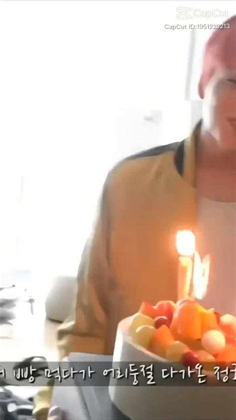 Bts Community Post 생일 축하해 사랑하는 내 오빠 생일 축하해 🎂🍰 💜