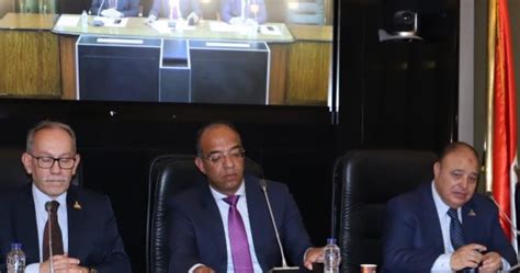 صحة الشيوخ توصى بإحكام الرقابة على مراكز التدريب الخاصة فى المجالات
