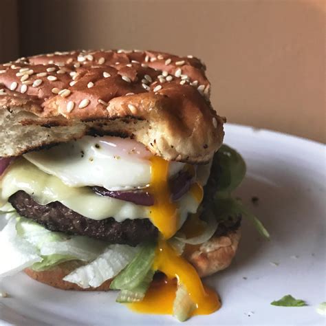 874 Best Deep Fried Cheeseburger Images On Pholder Food Food Porn