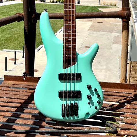 Ibanez Sr1100b Premium Electric Bass W Gig Bag Sea Foam Green Matte