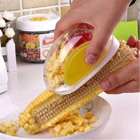Удобное устройство для чистки кукурузы | Cooking gadgets, Cooking tools ...